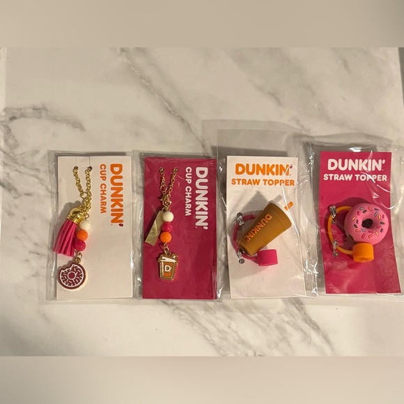 Dunkin | Kitchen | Dunkin Donuts Limited Edition 224 Straw Toppers Cup ...
